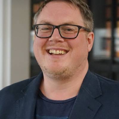 Hacking 23 years of government history: An example from The UK ...